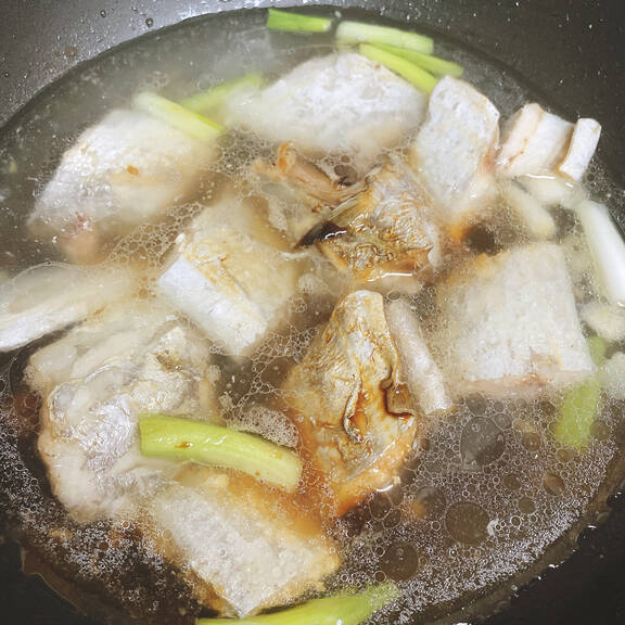 Hairtail Stew炖刀鱼 | Recipe | Kitchen Stories