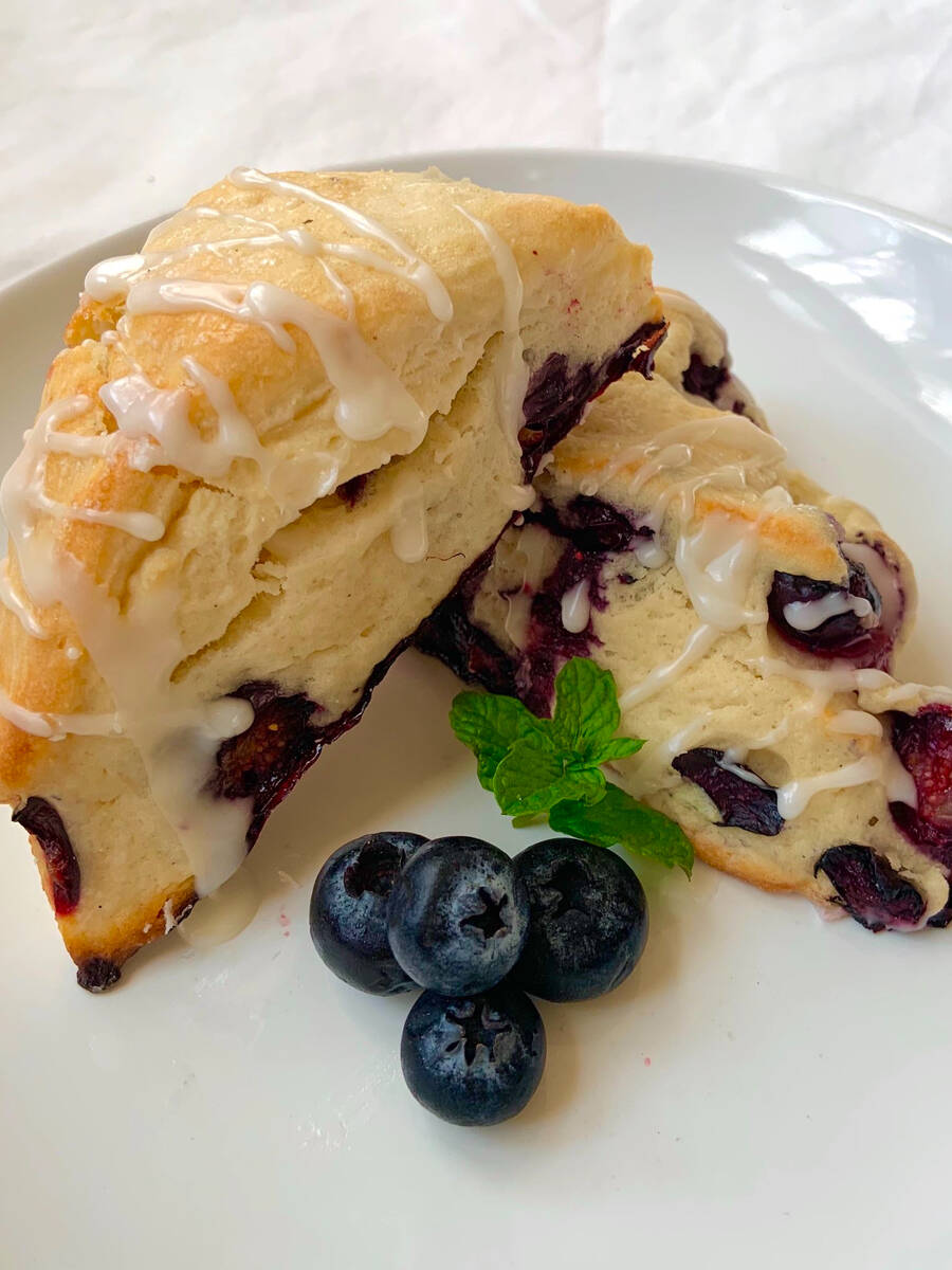 Halloween Brain Cake | Recipe | Kitchen Stories