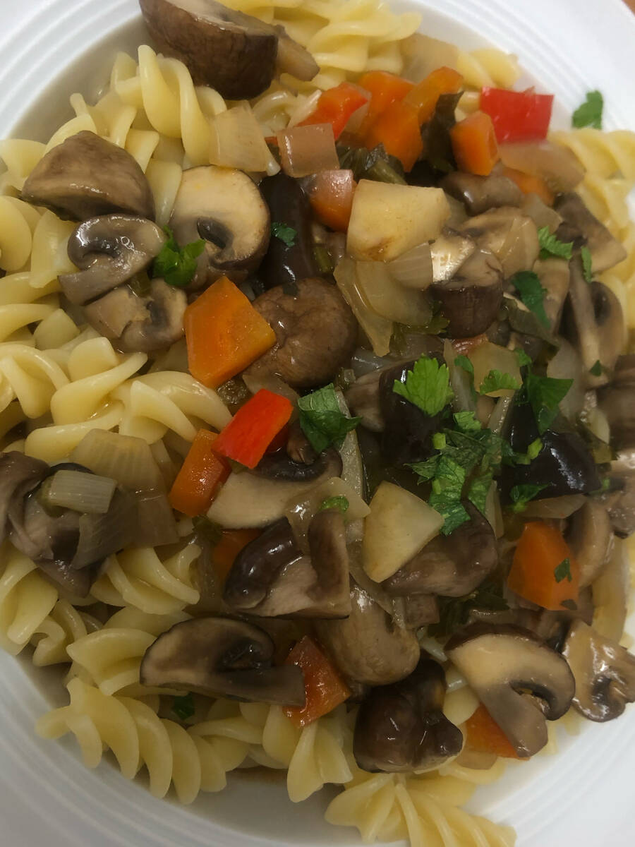 Vegane Linsenbolognese | Rezept | Kitchen Stories