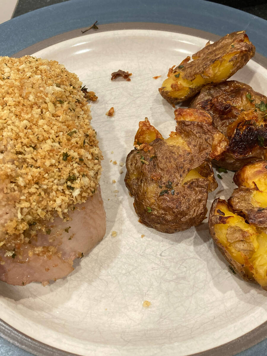 Kapamas stifado (pork with caramelized onions) | Recipe | Kitchen Stories