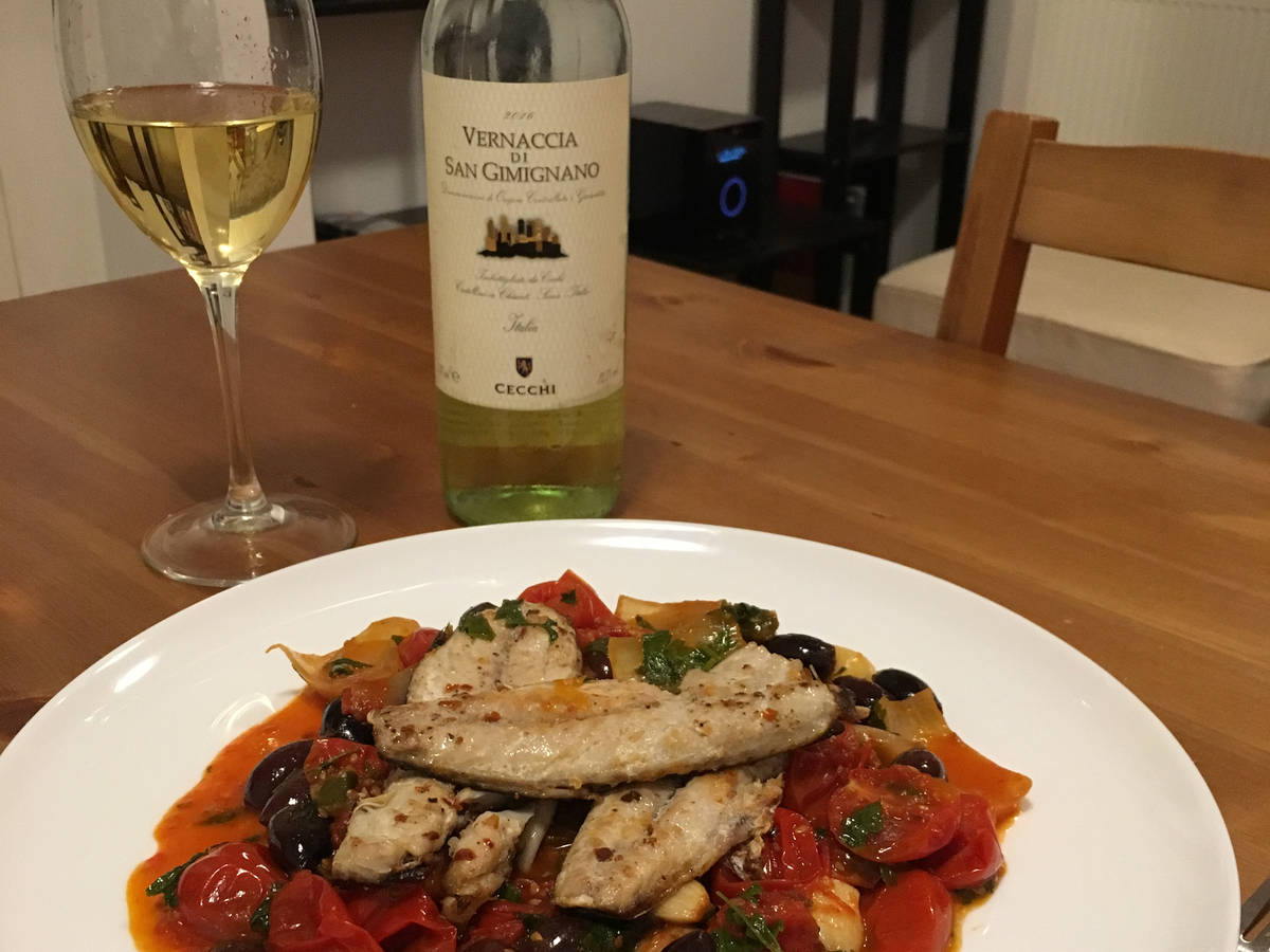 Fresh fish with provencal sauce | Recipe | Kitchen Stories