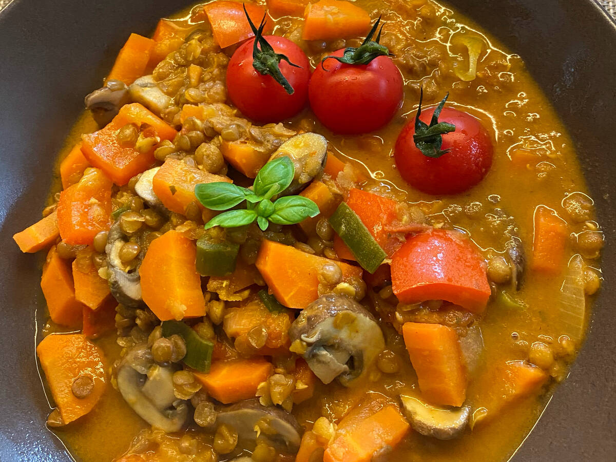 Veganes Linsencurry | Rezept | Kitchen Stories