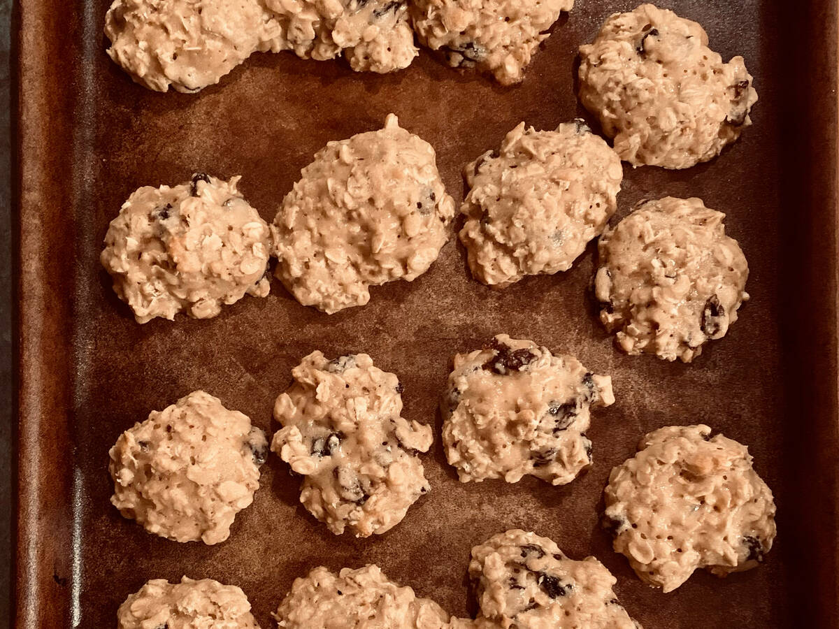 Maple-pecan shortbread | Recipe | Kitchen Stories