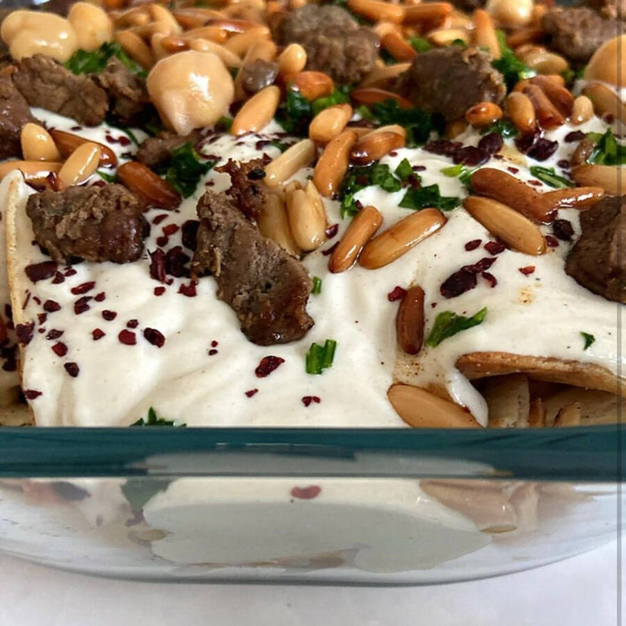 Fattet hummus with meat | Recipe | Kitchen Stories