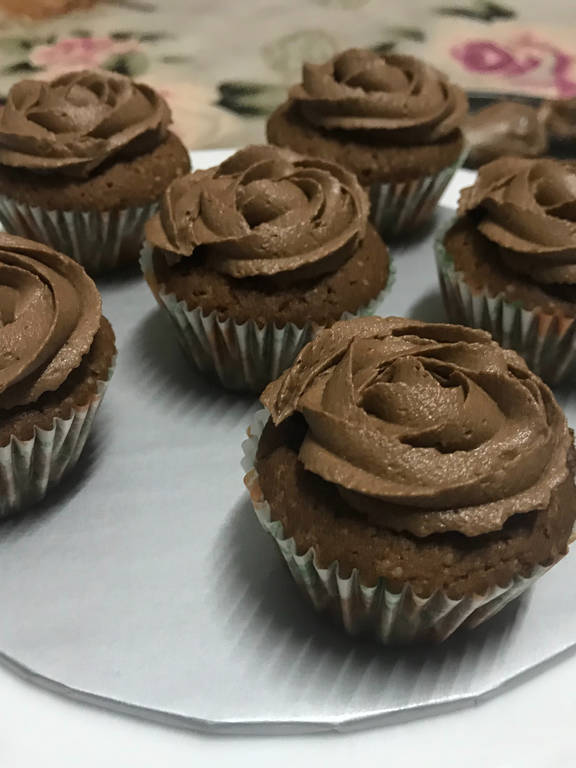 Chewy chocolate fudge | Recipe | Kitchen Stories