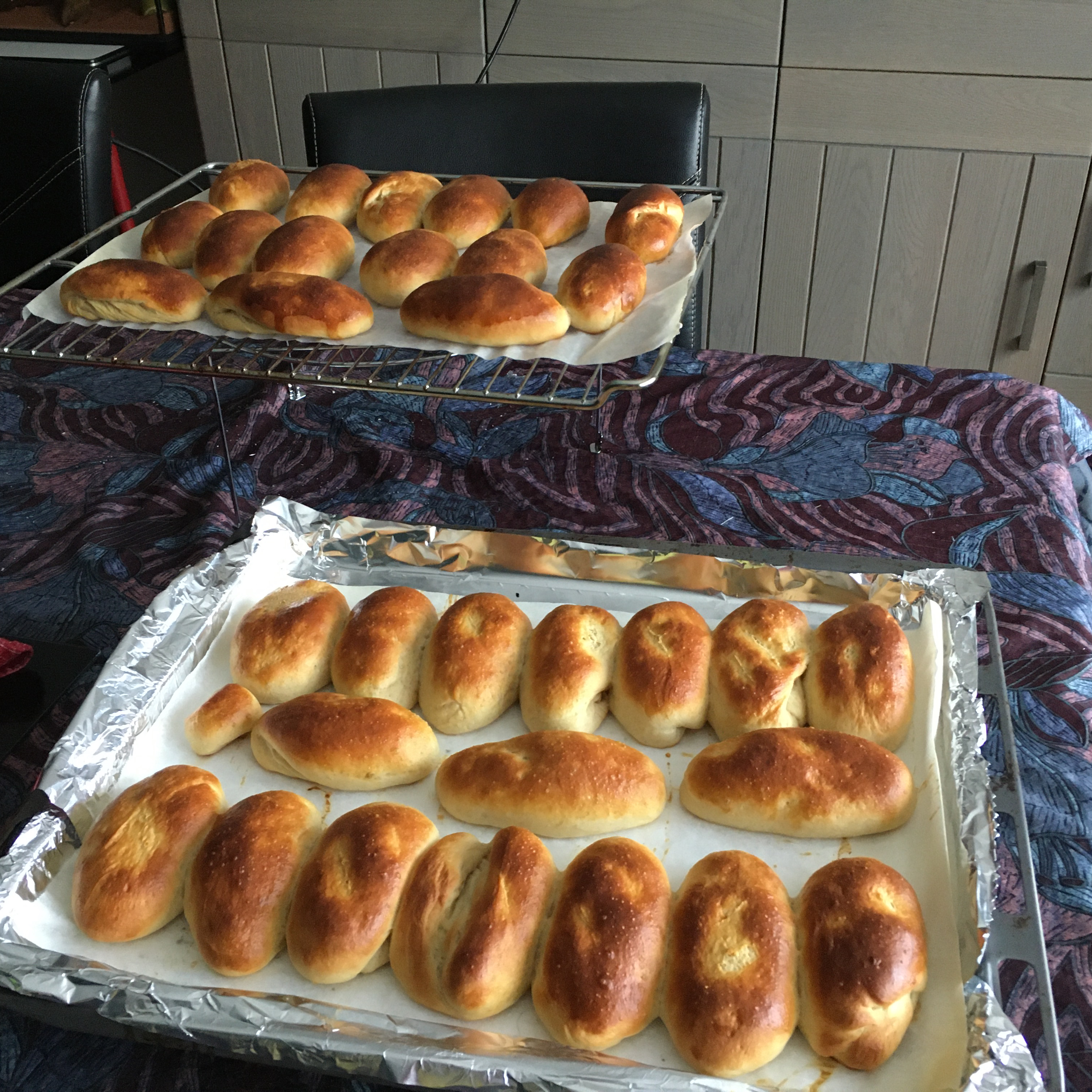 Soft white buns. | Recipe | Kitchen Stories