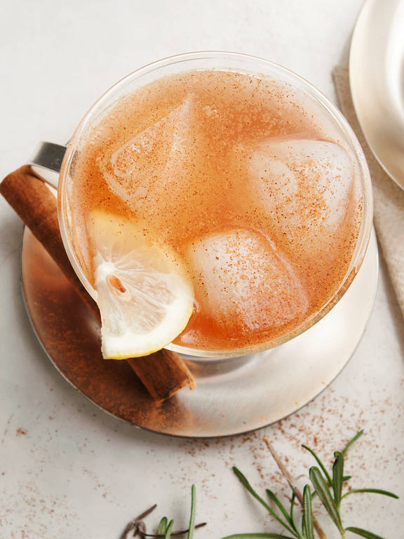 Elderflower-Champagne jello cocktail | Recipe | Kitchen Stories