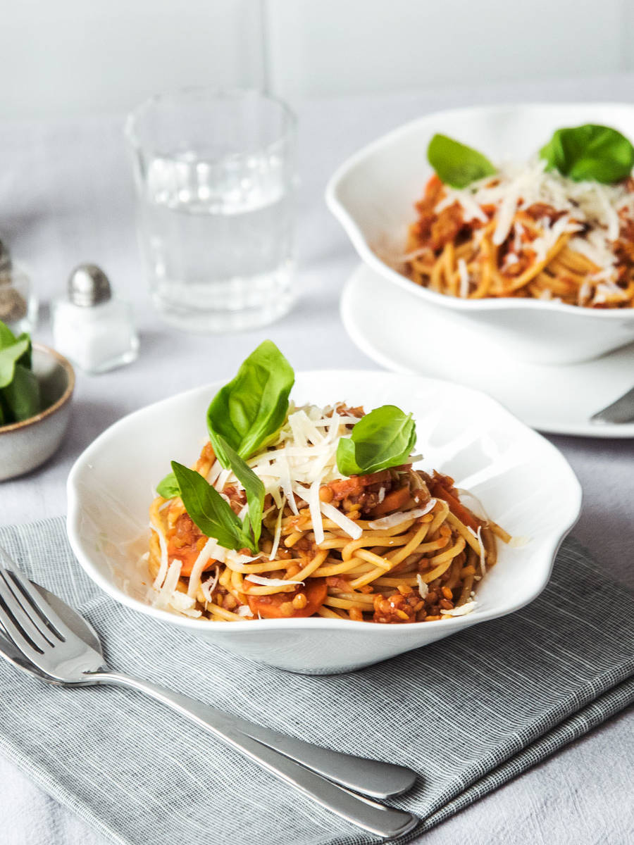 Chicken Milanese with spaghetti | Recipe with Video | Kitchen Stories