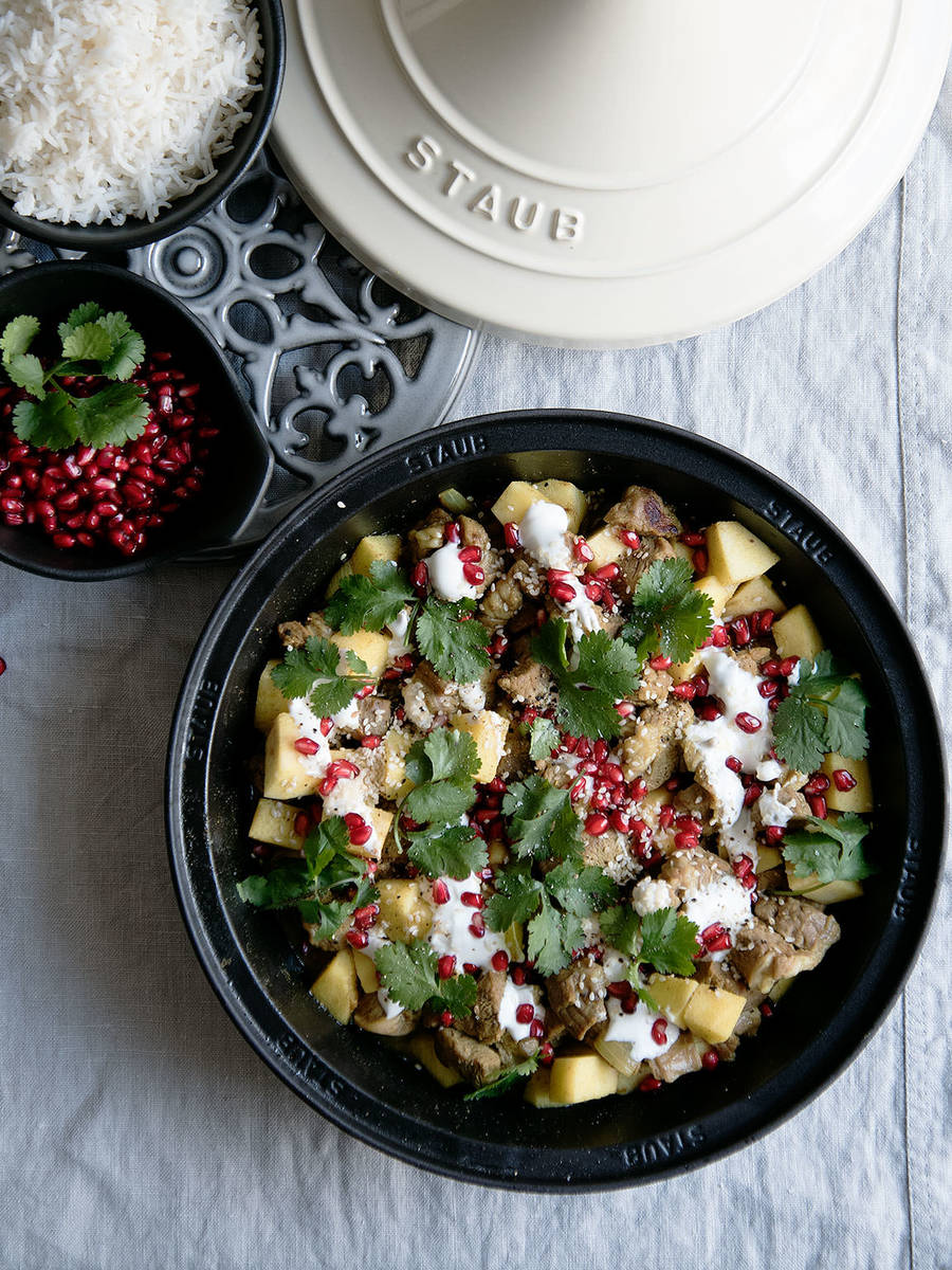 Mushroom-stuffed red cabbage rolls | Recipe | Kitchen Stories