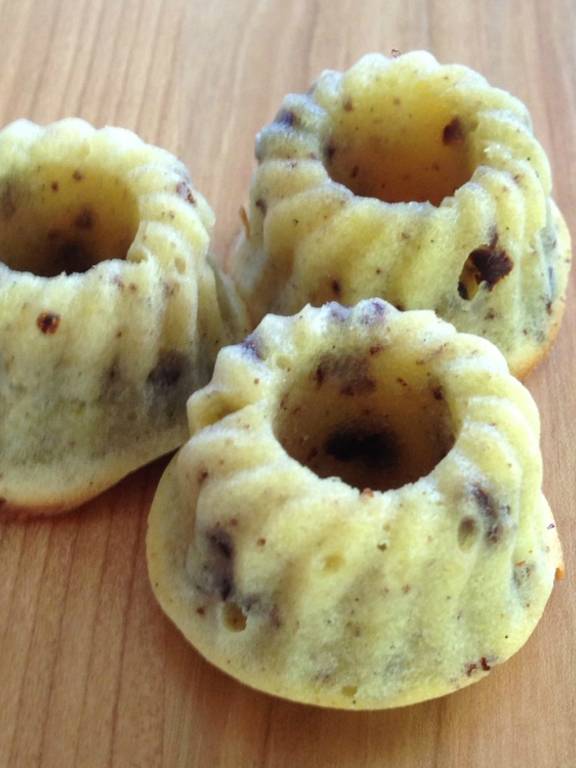 Blackberry cheesecake brownies | Recipe | Kitchen Stories