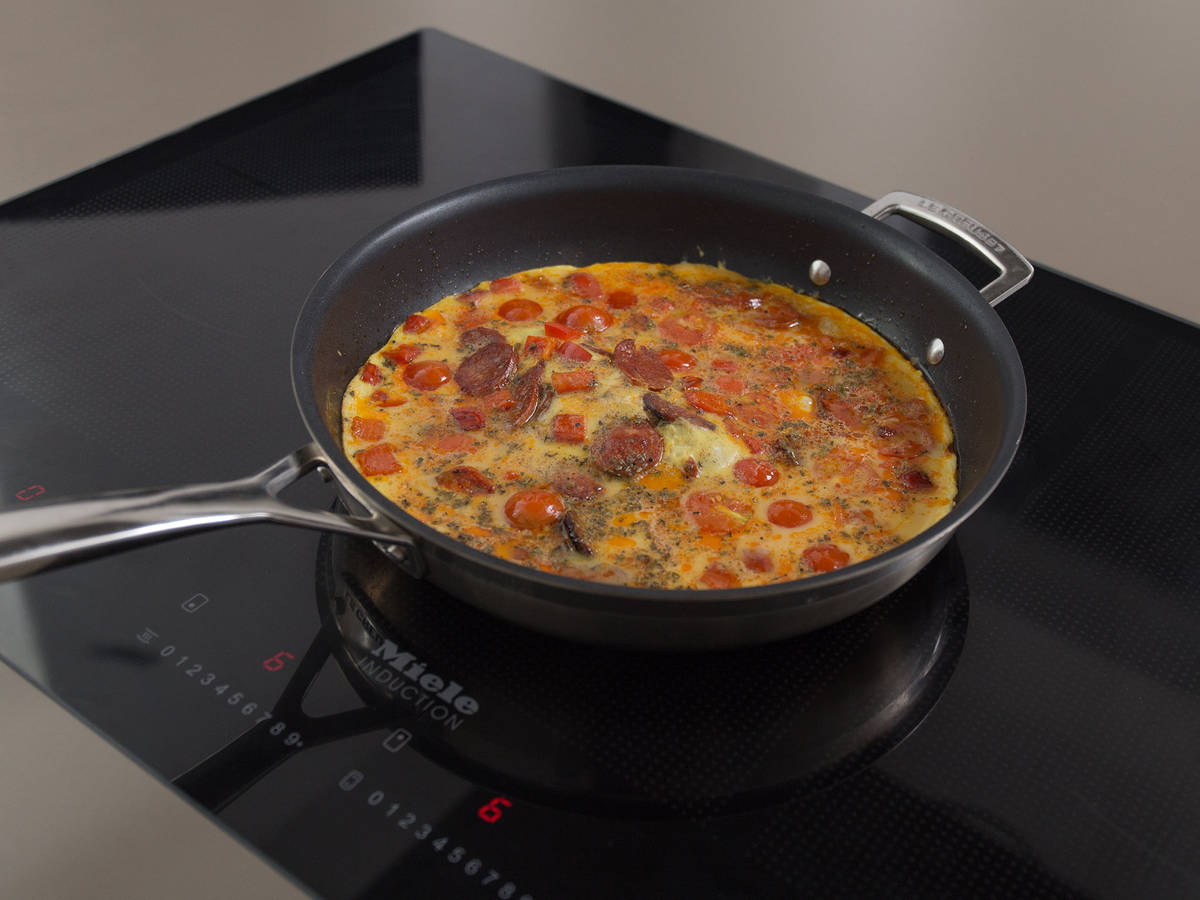 Loaded omelette | Recipe | Kitchen Stories