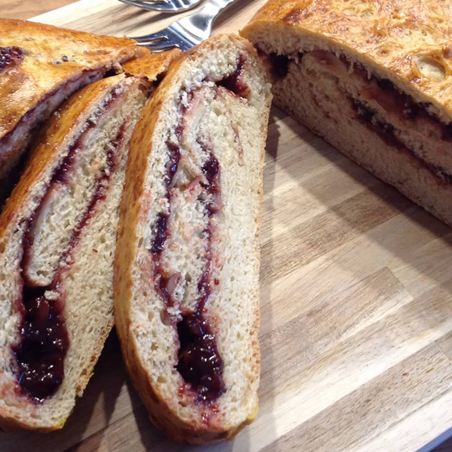 Sweet plum bread | Recipe | Kitchen Stories