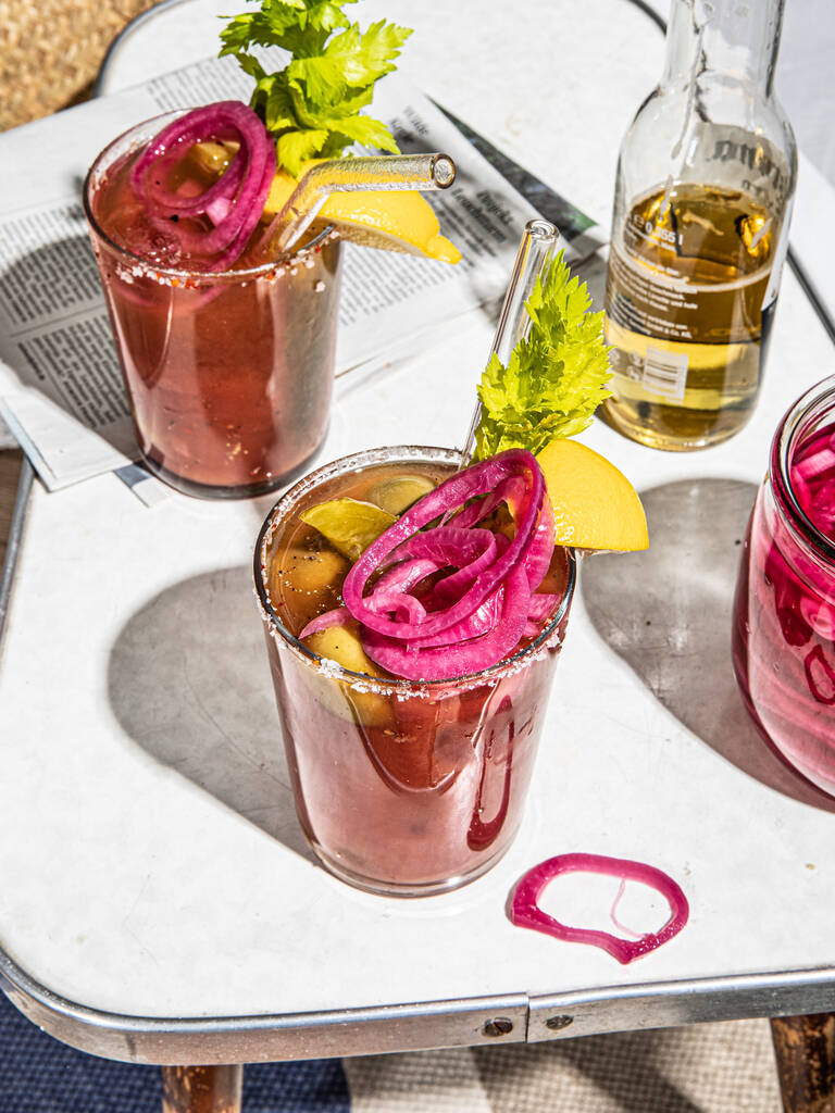 Invite Yourselves to A Cafe-Style Brunch—At Home