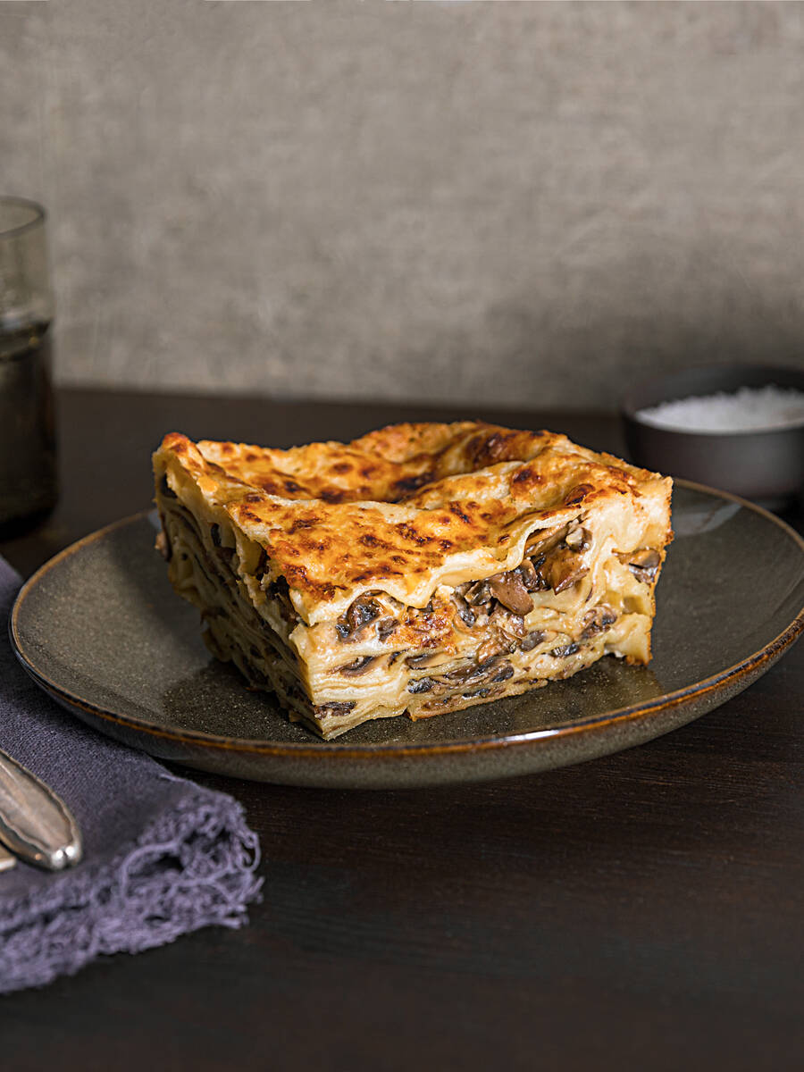 Mushroom ravioli with Parmesan foam